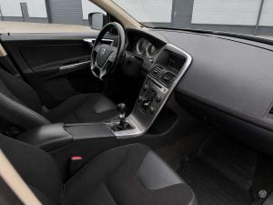 Pelēks Volvo XC60 2013 Viļņa, ar dzinēja tilpumu 1.97 L un nobraukumu 325 tūkst. km par 4750 €, foto 14 vietnē AUTOMOTO.COM.LV