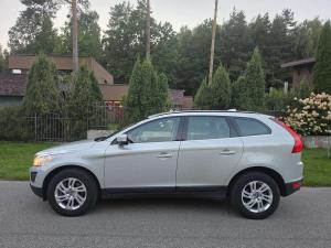 Grey Volvo XC60 2013 in Vilnius, with an engine capacity of 1.98 L and mileage of 155 thousand km for 7800 €, photo 6 on AUTOMOTO.COM.LV