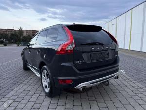 Grey Volvo XC60 2013 in Raseiniai, with an engine capacity of 1.98 L and mileage of 274 thousand km for 8750 €, photo 5 on AUTOMOTO.COM.LV