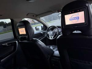Grey Volvo XC60 2013 in Raseiniai, with an engine capacity of 1.98 L and mileage of 274 thousand km for 8750 €, photo 11 on AUTOMOTO.COM.LV