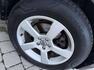 Grey Volvo XC60 2013 in Raseiniai, with an engine capacity of 1.98 L and mileage of 274 thousand km for 8750 €, photo 15 on AUTOMOTO.COM.LV