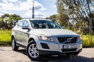 Pelēks Volvo XC60 2013 Rīga, ar dzinēja tilpumu 2.00 L un nobraukumu 228 tūkst. km par 10590 €, foto 3 vietnē AUTOMOTO.COM.LV