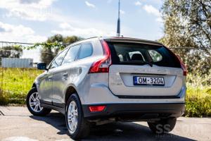 Pelēks Volvo XC60 2013 Rīga, ar dzinēja tilpumu 2.00 L un nobraukumu 228 tūkst. km par 10590 €, foto 7 vietnē AUTOMOTO.COM.LV