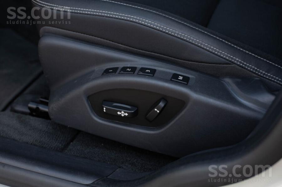 Pelēks Volvo XC60 2013 Rīga, ar dzinēja tilpumu 2.00 L un nobraukumu 228 tūkst. km par 10590 €, foto 16 vietnē AUTOMOTO.COM.LV
