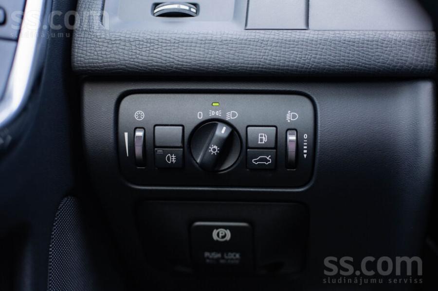 Pelēks Volvo XC60 2013 Rīga, ar dzinēja tilpumu 2.00 L un nobraukumu 228 tūkst. km par 10590 €, foto 19 vietnē AUTOMOTO.COM.LV