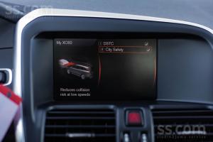 Pelēks Volvo XC60 2013 Rīga, ar dzinēja tilpumu 2.00 L un nobraukumu 228 tūkst. km par 10590 €, foto 26 vietnē AUTOMOTO.COM.LV