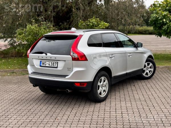 Volvo XC60 2013 Rīga vietnē Pelēks Volvo XC60 2013 Rīga, ar dzinēja tilpumu 2.40 L un nobraukumu 346 tūkst. km par 6990 €, foto 5 vietnē AUTOMOTO.COM.LV