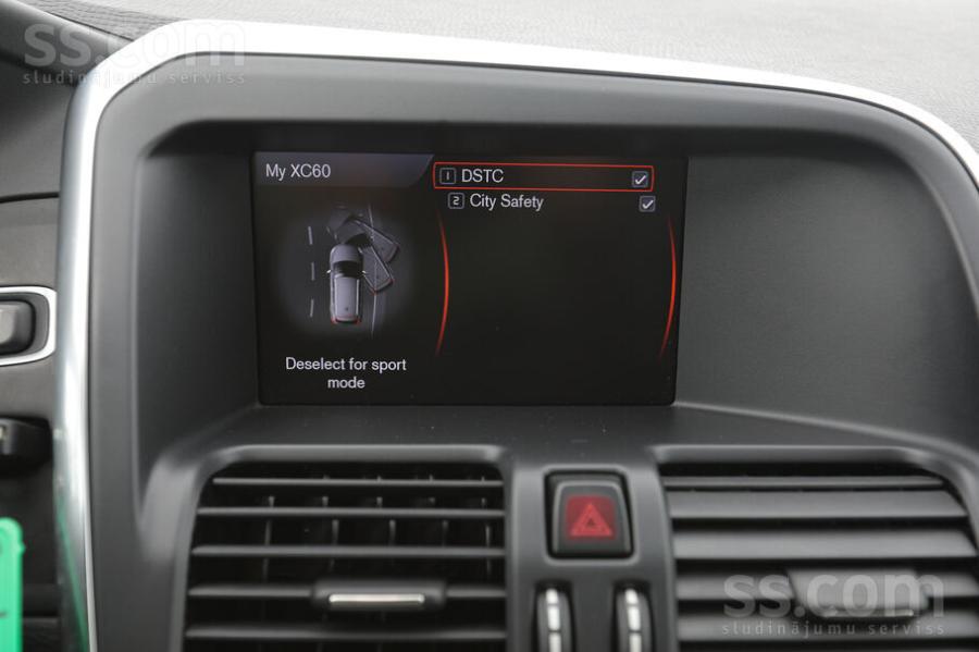Grey Volvo XC60 2013 in Riga, with an engine capacity of 2.40 L and mileage of 346 thousand km for 6990 €, photo 15 on AUTOMOTO.COM.LV