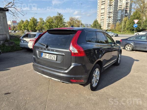 Volvo XC60 2013 in Riga on AUTOMOTO.COM.LV Grey Volvo XC60 2013 in Riga, with an engine capacity of 2.40 L and mileage of 335 thousand km for 9990 €, photo 7 on AUTOMOTO.COM.LV