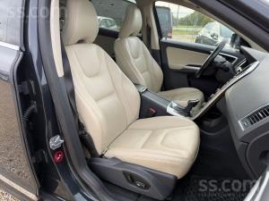 Grey Volvo XC60 2013 in Valmiera, with an engine capacity of 2.40 L and mileage of 274 thousand km for 9499 €, photo 12 on AUTOMOTO.COM.LV