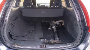 Pelēks Volvo XC60 2013 Rīga, ar dzinēja tilpumu 2.40 L un nobraukumu 335 tūkst. km par 9990 €, foto 29 vietnē AUTOMOTO.COM.LV