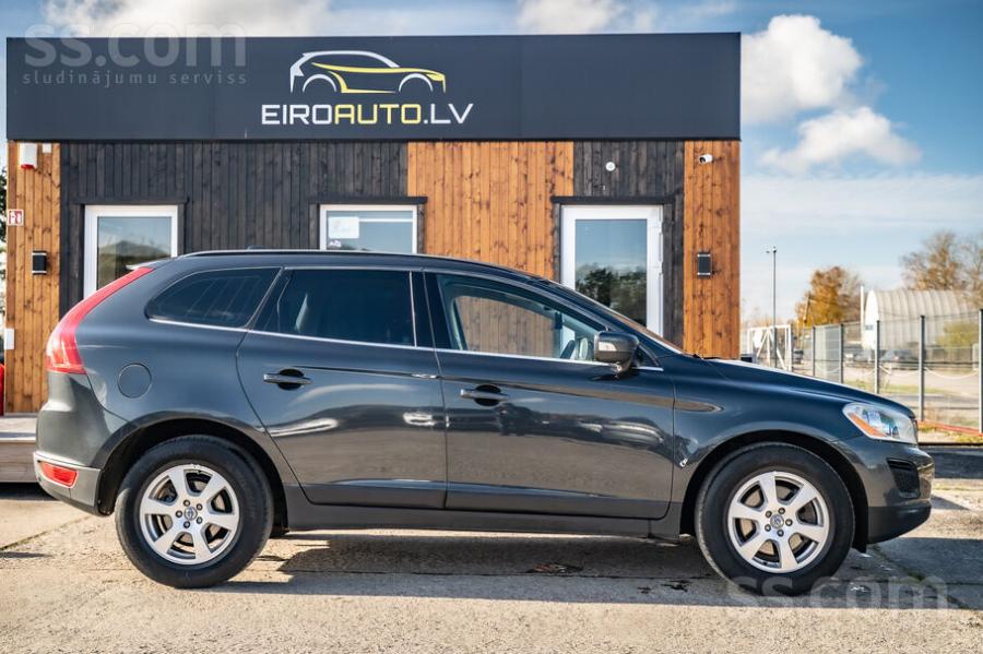 Grey Volvo XC60 2013 in Riga, with an engine capacity of 2.00 L and mileage of 229 thousand km for 9950 €, photo 5 on AUTOMOTO.COM.LV