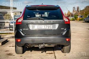 Grey Volvo XC60 2013 in Riga, with an engine capacity of 2.00 L and mileage of 229 thousand km for 9950 €, photo 21 on AUTOMOTO.COM.LV