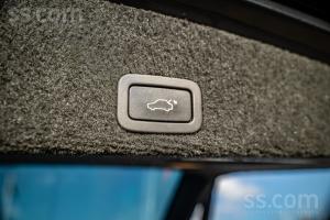 Grey Volvo XC60 2013 in Riga, with an engine capacity of 2.00 L and mileage of 229 thousand km for 9950 €, photo 24 on AUTOMOTO.COM.LV
