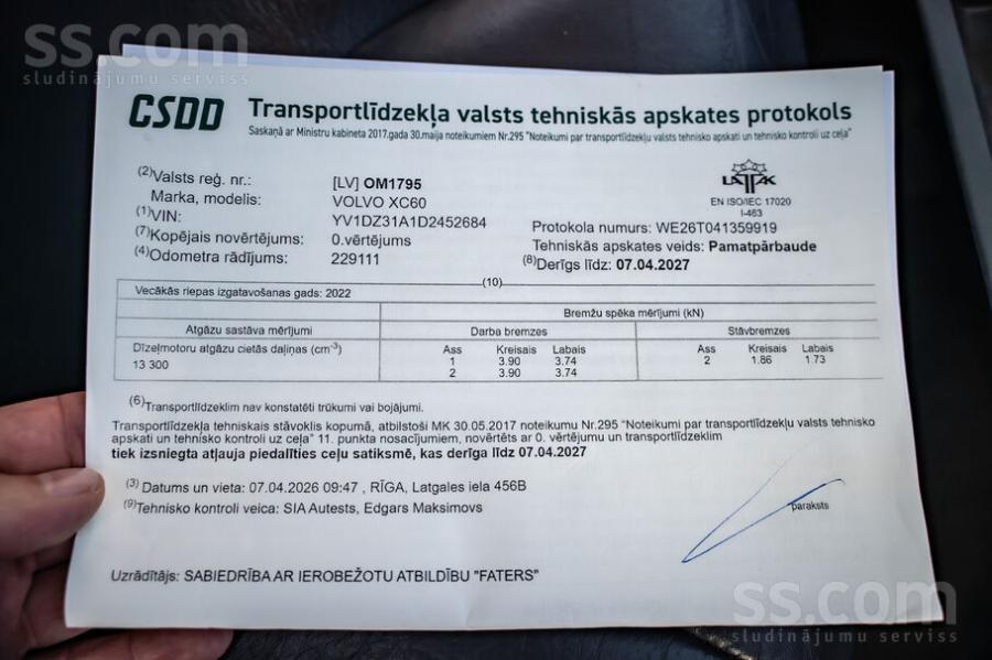 Grey Volvo XC60 2013 in Riga, with an engine capacity of 2.00 L and mileage of 229 thousand km for 9950 €, photo 26 on AUTOMOTO.COM.LV