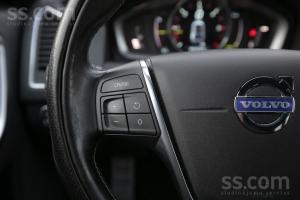 Pelēks Volvo XC60 2014 Rīga, ar dzinēja tilpumu 2.40 L un nobraukumu 0 tūkst. km par 12990 €, foto 12 vietnē AUTOMOTO.COM.LV