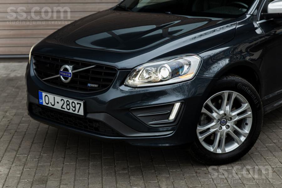 Grey Volvo XC60 2014 in Jelgava, with an engine capacity of 2.40 L and mileage of 238 thousand km for 14700 €, photo 3 on AUTOMOTO.COM.LV