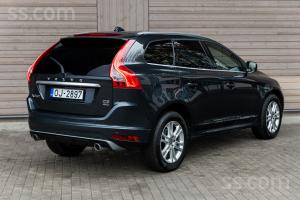 Grey Volvo XC60 2014 in Jelgava, with an engine capacity of 2.40 L and mileage of 238 thousand km for 14700 €, photo 9 on AUTOMOTO.COM.LV