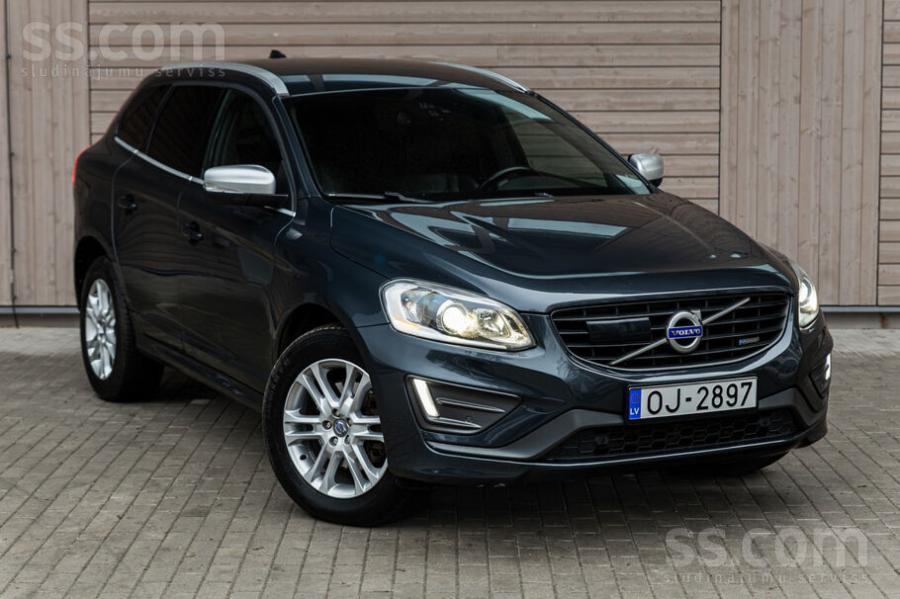 Grey Volvo XC60 2014 in Jelgava, with an engine capacity of 2.40 L and mileage of 238 thousand km for 14700 €, photo 11 on AUTOMOTO.COM.LV
