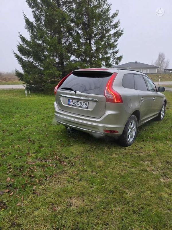 Grey Volvo XC60 2014 in Klaipeda, with an engine capacity of 1.98 L and mileage of 183 thousand km for 11000 €, photo 5 on AUTOMOTO.COM.LV