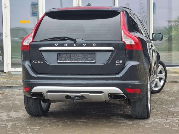 Pelēks Volvo XC60 2014 Viļņa, ar dzinēja tilpumu 2.40 L un nobraukumu 172 tūkst. km par 16500 €, foto 6 vietnē AUTOMOTO.COM.LV