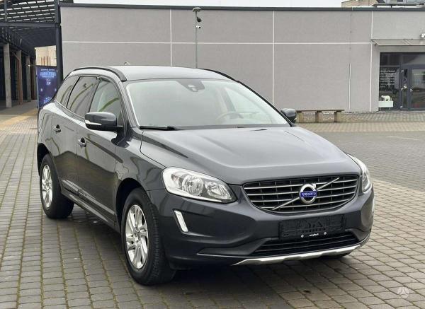 Grey Volvo XC60 2014 in Raseiniai, with an engine capacity of 1.98 L and mileage of 244 thousand km for 9999 €, photo 6 on AUTOMOTO.COM.LV