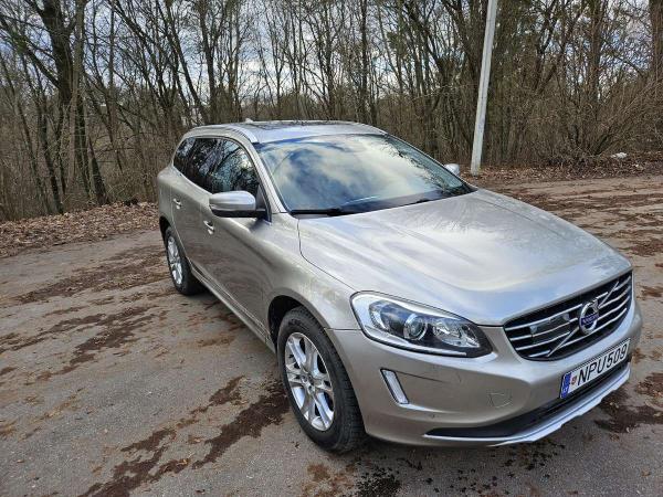 Grey Volvo XC60 2014 in Kaunas, with an engine capacity of 1.97 L and mileage of 290 thousand km for 12000 €, photo 2 on AUTOMOTO.COM.LV