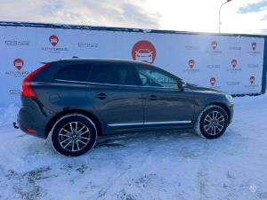 Grey Volvo XC60 2014 in Taurage, with an engine capacity of 1.98 L and mileage of 254 thousand km for 9900 €, photo 6 on AUTOMOTO.COM.LV