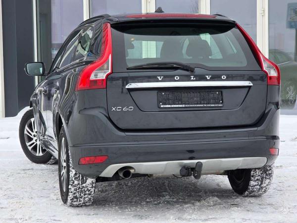 Pelēks Volvo XC60 2014 Viļņa, ar dzinēja tilpumu 2.40 L un nobraukumu 225 tūkst. km par 13550 €, foto 8 vietnē AUTOMOTO.COM.LV