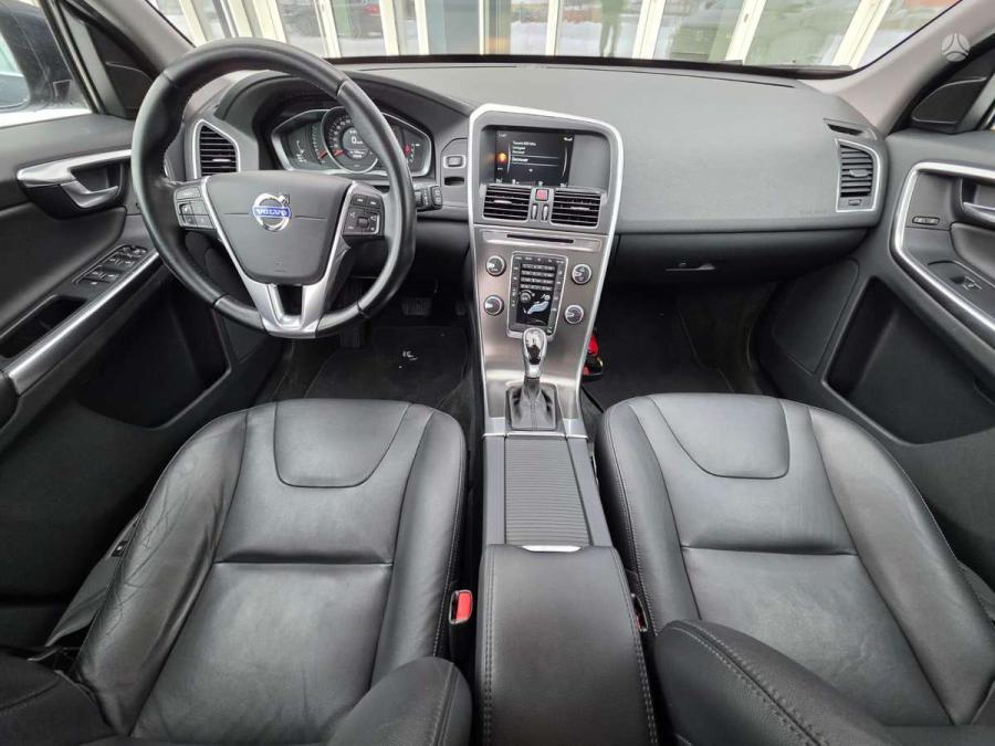 Grey Volvo XC60 2014 in Vilnius, with an engine capacity of 1.98 L and mileage of 225 thousand km for 13550 €, photo 11 on AUTOMOTO.COM.LV