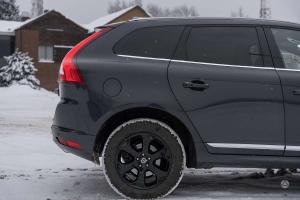 Pelēks Volvo XC60 2014 Viļņa, ar dzinēja tilpumu 2.40 L un nobraukumu 271 tūkst. km par 13500 €, foto 5 vietnē AUTOMOTO.COM.LV