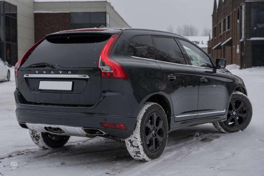 Pelēks Volvo XC60 2014 Viļņa, ar dzinēja tilpumu 2.40 L un nobraukumu 271 tūkst. km par 13500 €, foto 16 vietnē AUTOMOTO.COM.LV