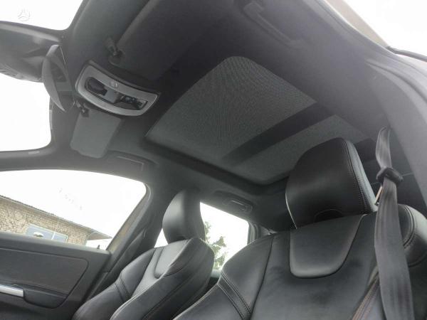 Серый Вольво ХС60 2014 в Вилкавишкис, объемом двигателя 2.40 л и пробегом 288 тыс. км за 12600 €, фото 9 на AUTOMOTO.COM.LV