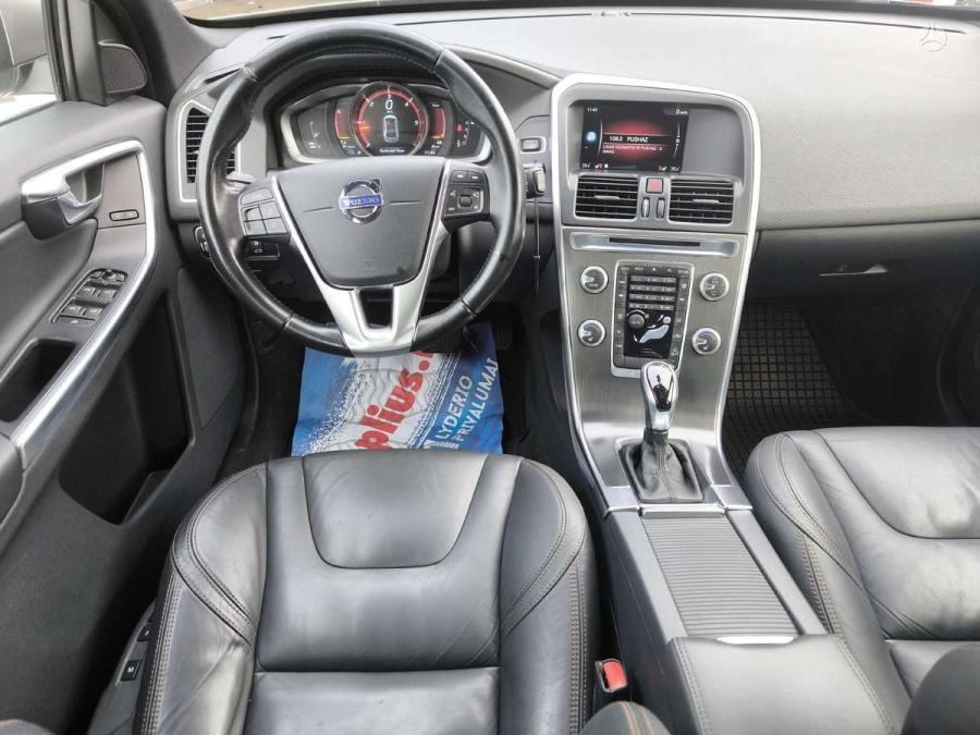 Pelēks Volvo XC60 2014 Vilkaviškis, ar dzinēja tilpumu 2.40 L un nobraukumu 288 tūkst. km par 12600 €, foto 11 vietnē AUTOMOTO.COM.LV