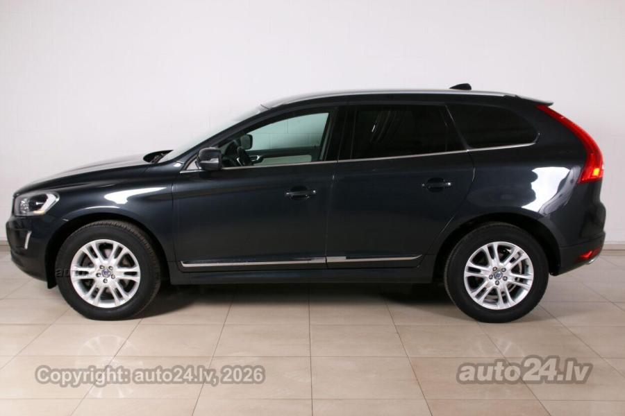 Grey Volvo XC60 2014 in Parnu, with an engine capacity of 2.40 L and mileage of 218 thousand km for 14990 €, photo 3 on AUTOMOTO.COM.LV