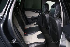 Grey Volvo XC60 2014 in Parnu, with an engine capacity of 2.40 L and mileage of 218 thousand km for 14990 €, photo 14 on AUTOMOTO.COM.LV