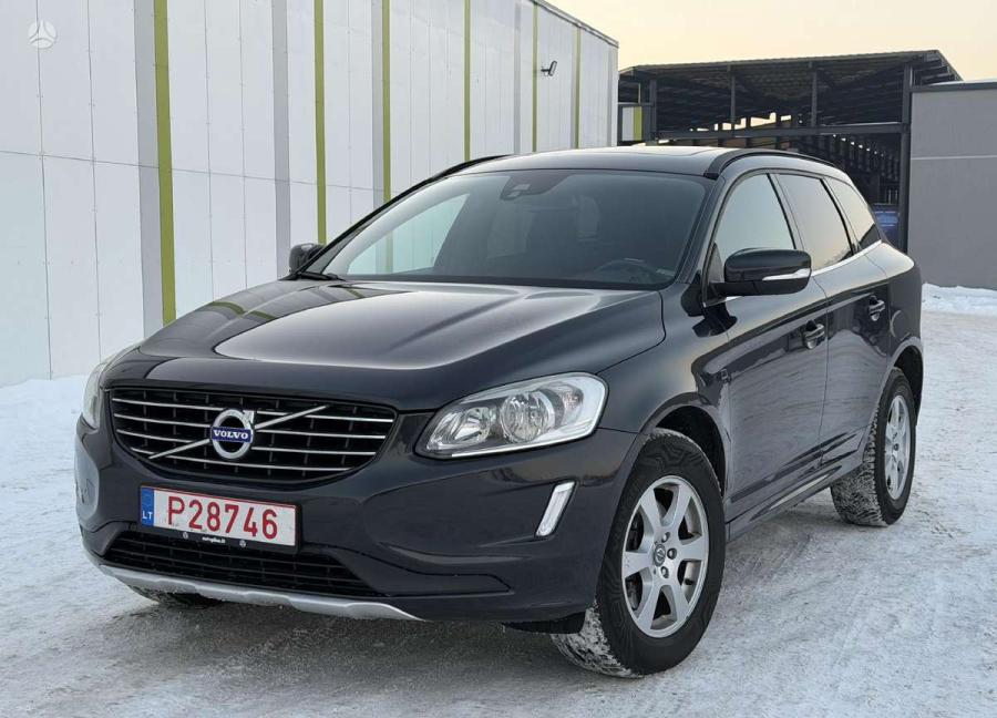 Pelēks Volvo XC60 2014 Raseiniai, ar dzinēja tilpumu 1.98 L un nobraukumu 248 tūkst. km par 9999 €, foto 2 vietnē AUTOMOTO.COM.LV