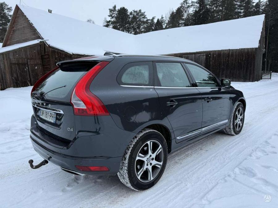 Pelēks Volvo XC60 2014 Tauragė, ar dzinēja tilpumu 1.97 L un nobraukumu 245 tūkst. km par 11900 €, foto 9 vietnē AUTOMOTO.COM.LV