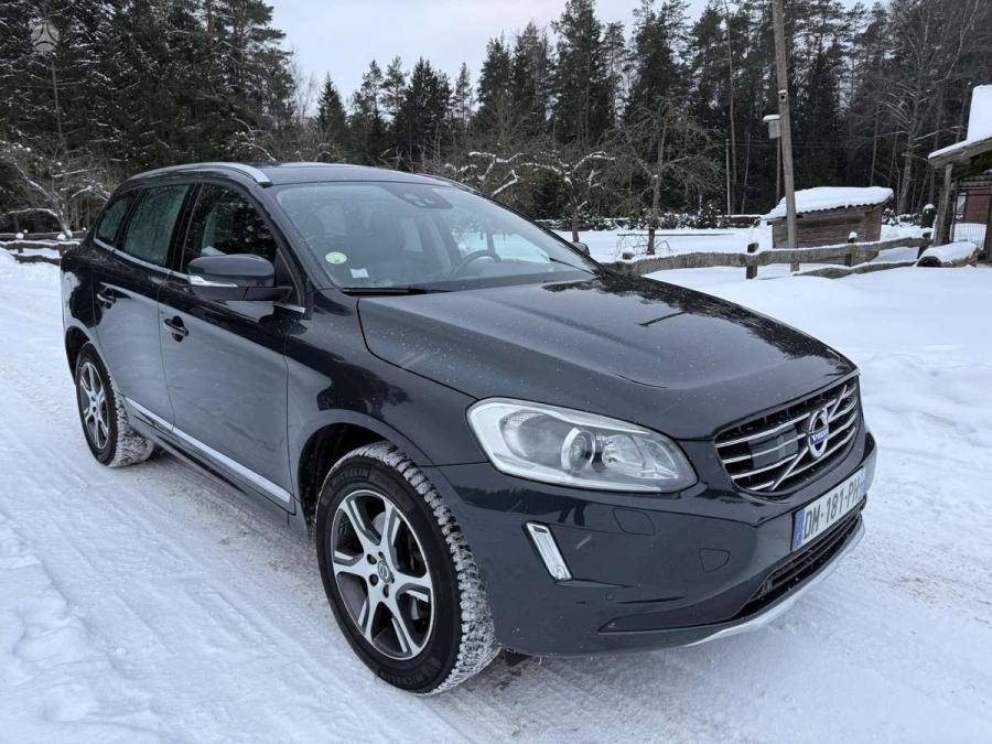 Pelēks Volvo XC60 2014 Tauragė, ar dzinēja tilpumu 1.97 L un nobraukumu 245 tūkst. km par 11900 €, foto 11 vietnē AUTOMOTO.COM.LV