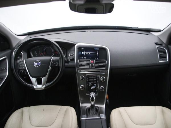 Pelēks Volvo XC60 2014 Viļņa, ar dzinēja tilpumu 2.00 L un nobraukumu 220 tūkst. km par 13499 €, foto 2 vietnē AUTOMOTO.COM.LV