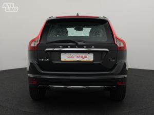 Grey Volvo XC60 2014 in Vilnius, with an engine capacity of 2.00 L and mileage of 220 thousand km for 13499 €, photo 5 on AUTOMOTO.COM.LV
