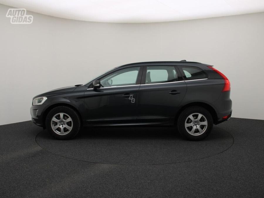 Grey Volvo XC60 2014 in Vilnius, with an engine capacity of 2.00 L and mileage of 220 thousand km for 13499 €, photo 6 on AUTOMOTO.COM.LV