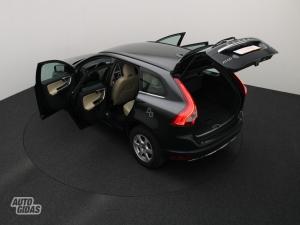 Grey Volvo XC60 2014 in Vilnius, with an engine capacity of 2.00 L and mileage of 220 thousand km for 13499 €, photo 13 on AUTOMOTO.COM.LV