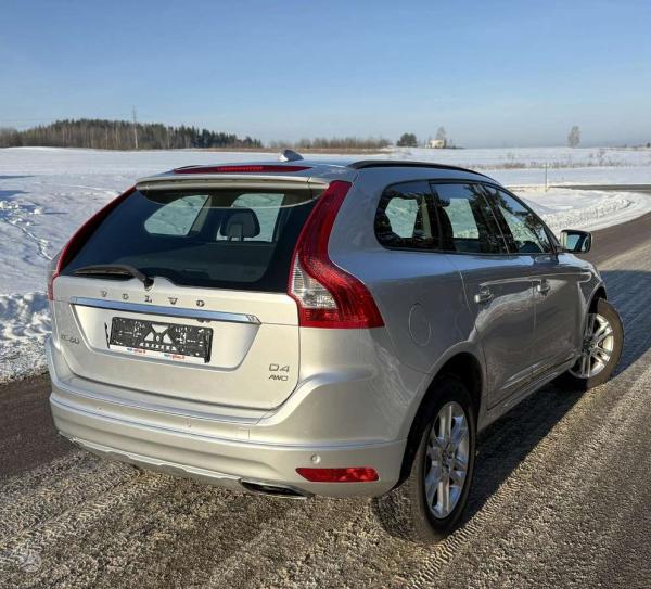 Pelēks Volvo XC60 2014 Viļņa, ar dzinēja tilpumu 2.40 L un nobraukumu 302 tūkst. km par 11500 €, foto 5 vietnē AUTOMOTO.COM.LV