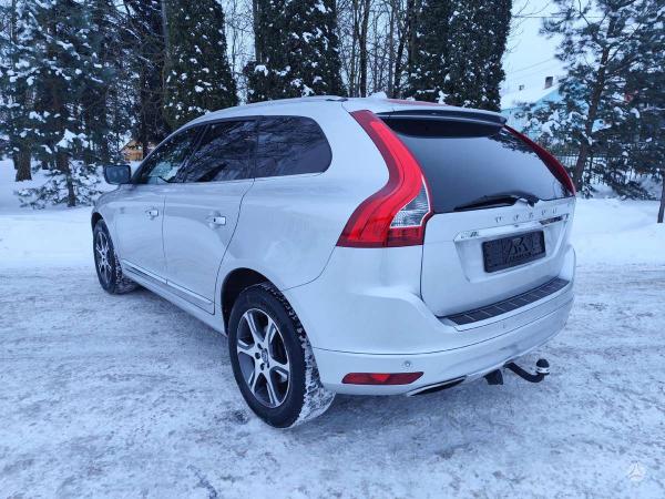 Grey Volvo XC60 2014 in Pasvalys, with an engine capacity of 1.97 L and mileage of 269 thousand km for 10399 €, photo 8 on AUTOMOTO.COM.LV