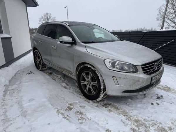 Grey Volvo XC60 2014 in Vilnius, with an engine capacity of 2.95 L and mileage of 236 thousand km for 11200 €, photo 1 on AUTOMOTO.COM.LV