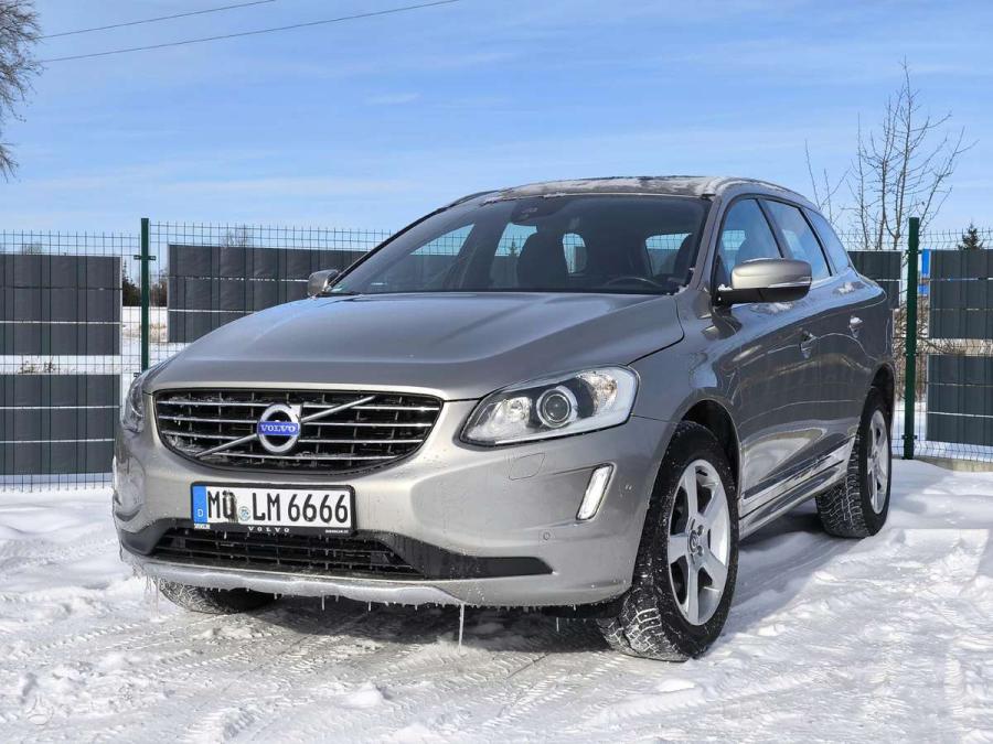 Pelēks Volvo XC60 2014 Vilkaviškis, ar dzinēja tilpumu 2.40 L un nobraukumu 288 tūkst. km par 12600 €, foto 1 vietnē AUTOMOTO.COM.LV