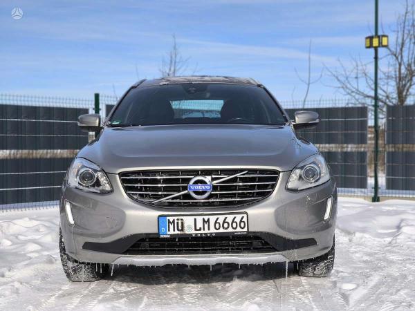Grey Volvo XC60 2014 in Vilkaviskis, with an engine capacity of 2.40 L and mileage of 288 thousand km for 12600 €, photo 2 on AUTOMOTO.COM.LV