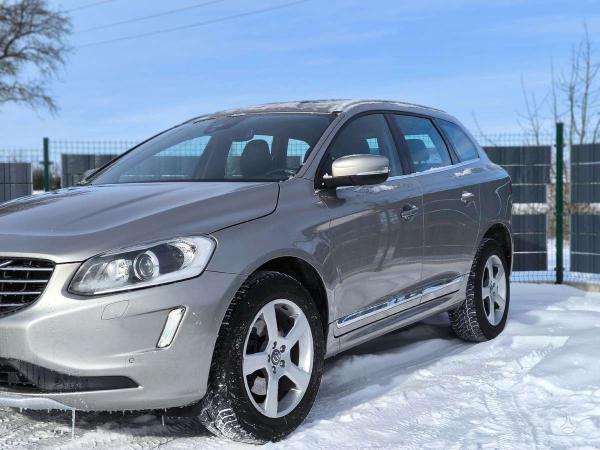 Grey Volvo XC60 2014 in Vilkaviskis, with an engine capacity of 2.40 L and mileage of 288 thousand km for 12600 €, photo 3 on AUTOMOTO.COM.LV