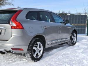 Grey Volvo XC60 2014 in Vilkaviskis, with an engine capacity of 2.40 L and mileage of 288 thousand km for 12600 €, photo 6 on AUTOMOTO.COM.LV